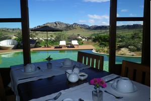 Satrana Lodge - Hotel parc de l'Isalo Madagascar sur la RN7