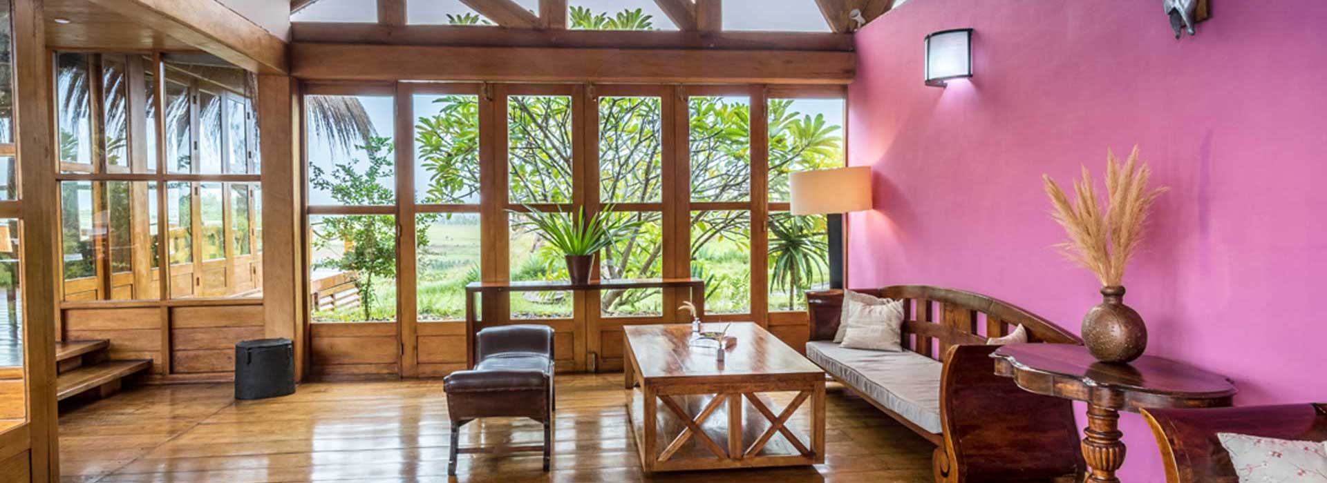 Satrana Lodge - Hotel parc de l'Isalo Madagascar sur la RN7