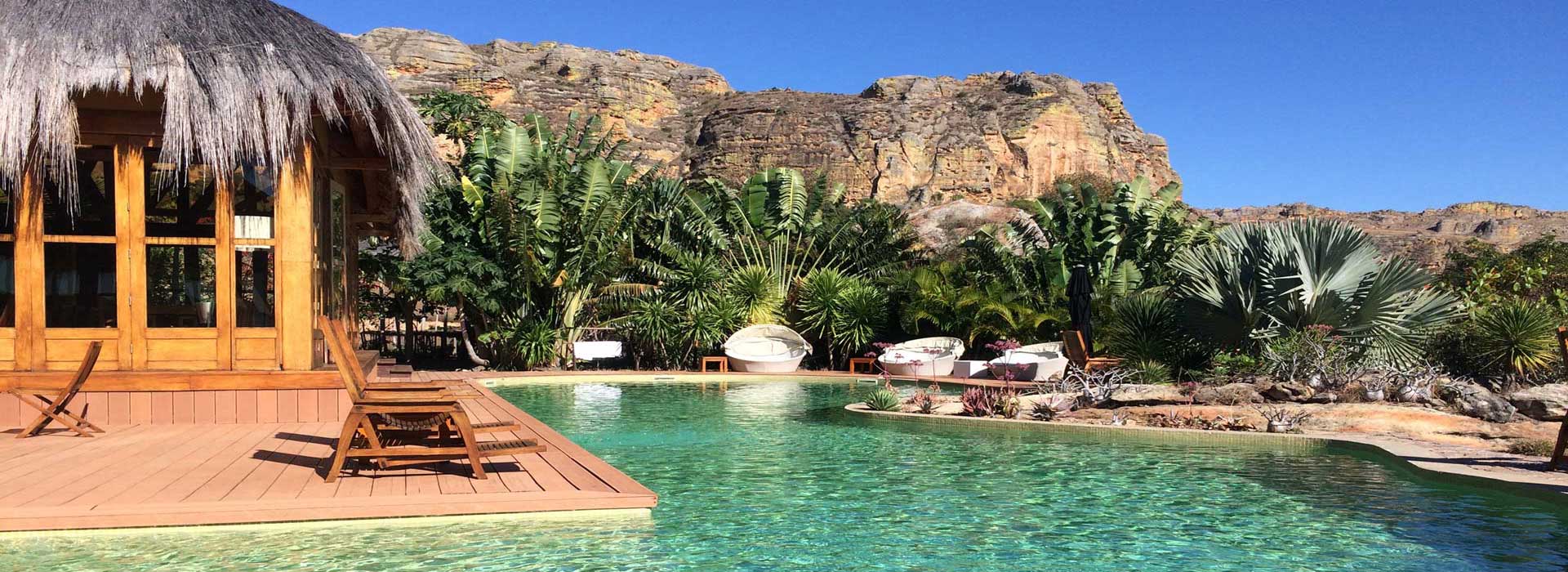 Satrana Lodge - Hotel parc de l'Isalo Madagascar sur la RN7